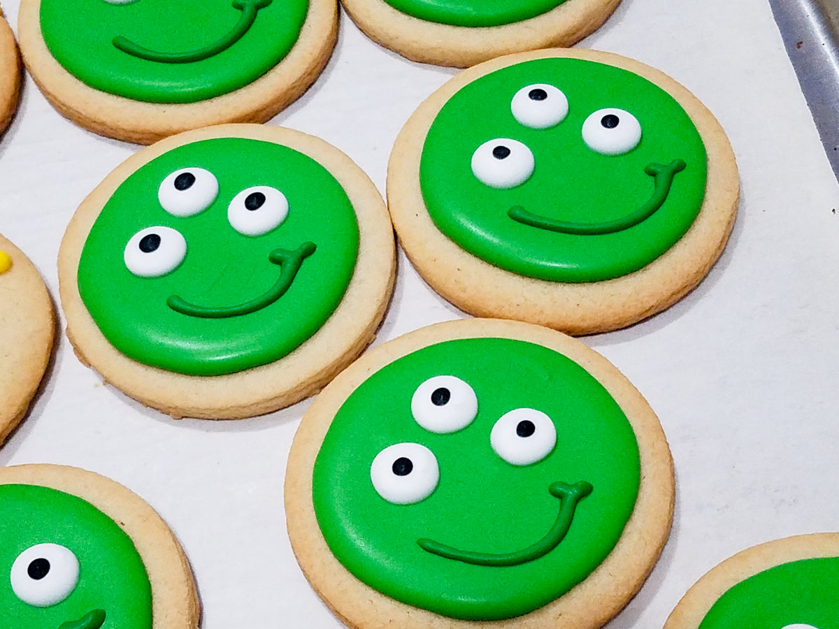 Alien Cookies (1 Dozen) – Storybook Bakery